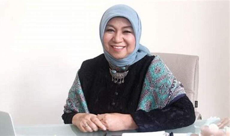 Temukan Kisah Inspiratif Nurhayati Subakat, Pahlawan Perempuan Indonesia! - Tuan Guru